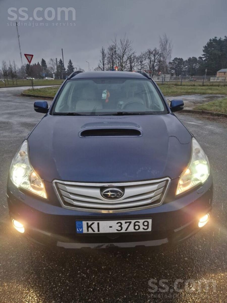 Blue Subaru Outback 2010 in Jekabpils, with an engine capacity of 2.00 L and mileage of 348 thousand km for 3600 €, photo 5 on AUTOMOTO.COM.LV