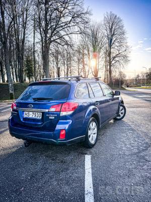 Zils Subaru Outback 2011 Kuldīga, ar dzinēja tilpumu 2.00 L un nobraukumu 314 tūkst. km par 4200 €, foto 5 vietnē AUTOMOTO.COM.LV