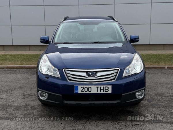 Blue Subaru Outback 2011 in Tartu, with an engine capacity of 2.50 L and mileage of 220 thousand km for 3900 €, photo 2 on AUTOMOTO.COM.LV