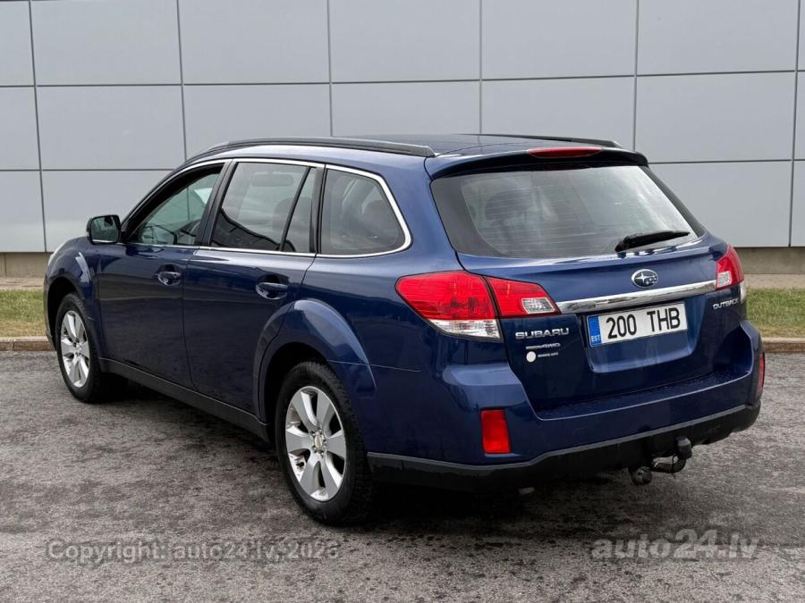 Zils Subaru Outback 2011 Tartu, ar dzinēja tilpumu 2.50 L un nobraukumu 220 tūkst. km par 3900 €, foto 4 vietnē AUTOMOTO.COM.LV