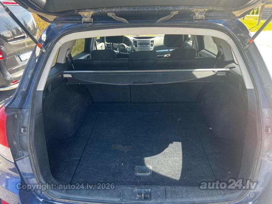 Zils Subaru Outback 2011 Paide, ar dzinēja tilpumu 2.50 L un nobraukumu 243 tūkst. km par 3999 €, foto 13 vietnē AUTOMOTO.COM.LV