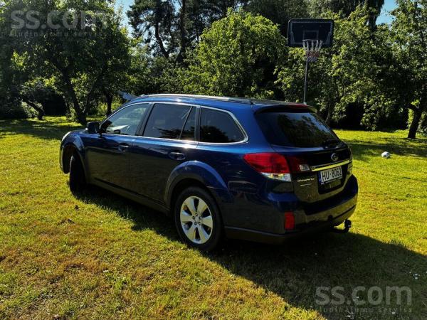 Zils Subaru Outback 2011 Rīga, ar dzinēja tilpumu 2.00 L un nobraukumu 339 tūkst. km par 3000 €, foto 2 vietnē AUTOMOTO.COM.LV