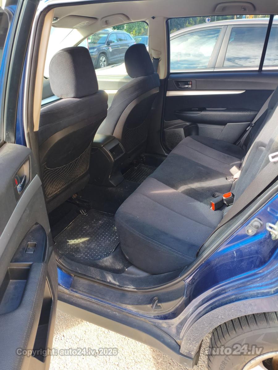 Zils Subaru Outback 2011 Tallina, ar dzinēja tilpumu 2.00 L un nobraukumu 232 tūkst. km par 2000 €, foto 12 vietnē AUTOMOTO.COM.LV