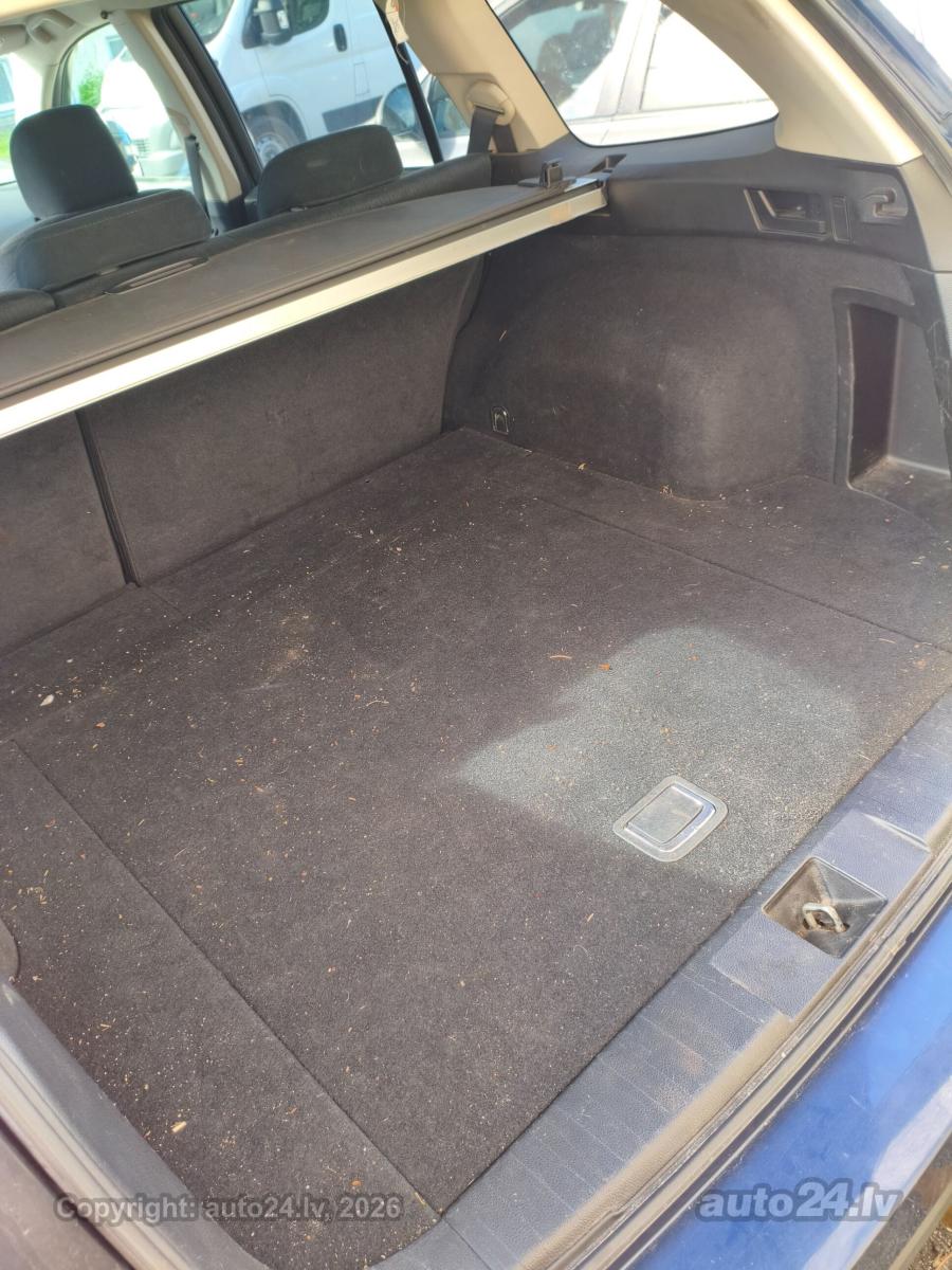 Zils Subaru Outback 2011 Tallina, ar dzinēja tilpumu 2.00 L un nobraukumu 232 tūkst. km par 2000 €, foto 14 vietnē AUTOMOTO.COM.LV