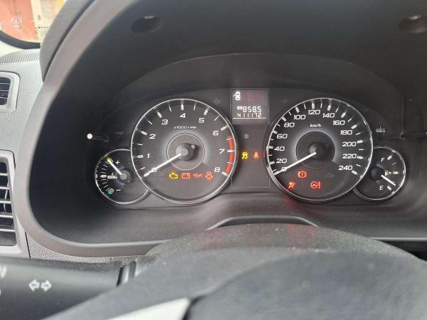 Blue Subaru Outback 2011 in Panevezys, with an engine capacity of 2.46 L and mileage of 411 thousand km for 4500 €, photo 6 on AUTOMOTO.COM.LV