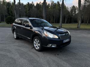 Blue Subaru Outback 2012 in Kaunas, with an engine capacity of 2.50 L and mileage of 311 thousand km for 3000 €, photo  on AUTOMOTO.COM.LV