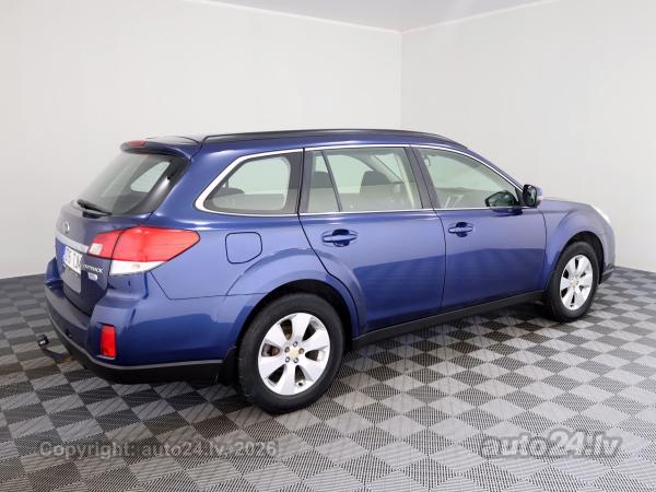 Blue Subaru Outback 2012 in Tallinn, with an engine capacity of 2.00 L and mileage of 377 thousand km for 2199 €, photo 3 on AUTOMOTO.COM.LV