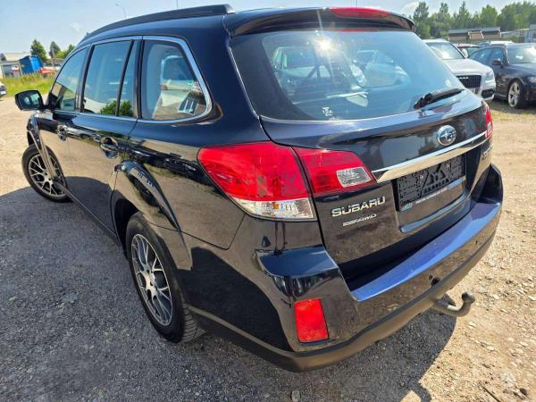 Blue Subaru Outback 2012 in Utena, with an engine capacity of 2.50 L and mileage of 263 thousand km for 8650 €, photo 5 on AUTOMOTO.COM.LV