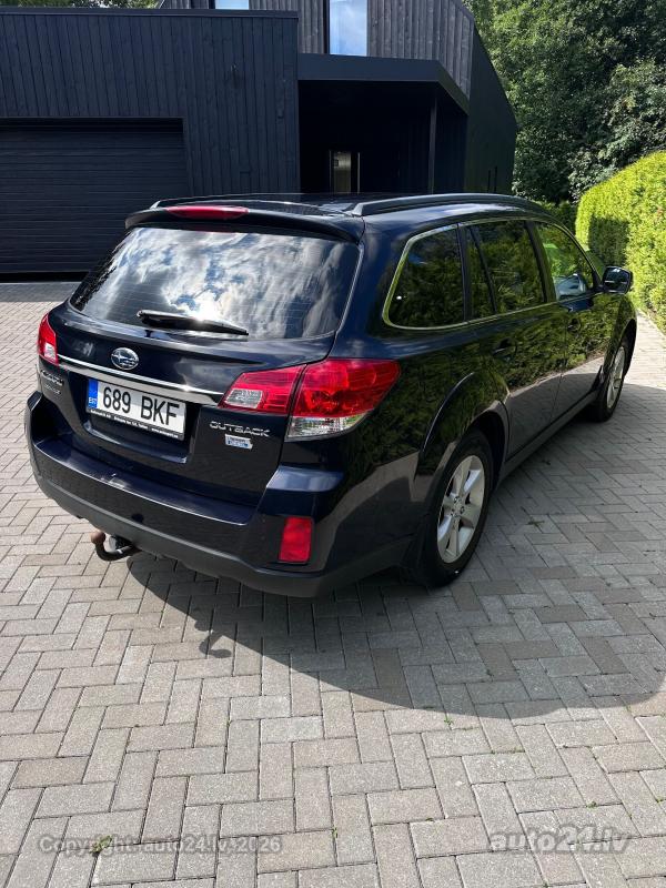 Zils Subaru Outback 2013 Tallina, ar dzinēja tilpumu 2.00 L un nobraukumu 287 tūkst. km par 4995 €, foto 3 vietnē AUTOMOTO.COM.LV