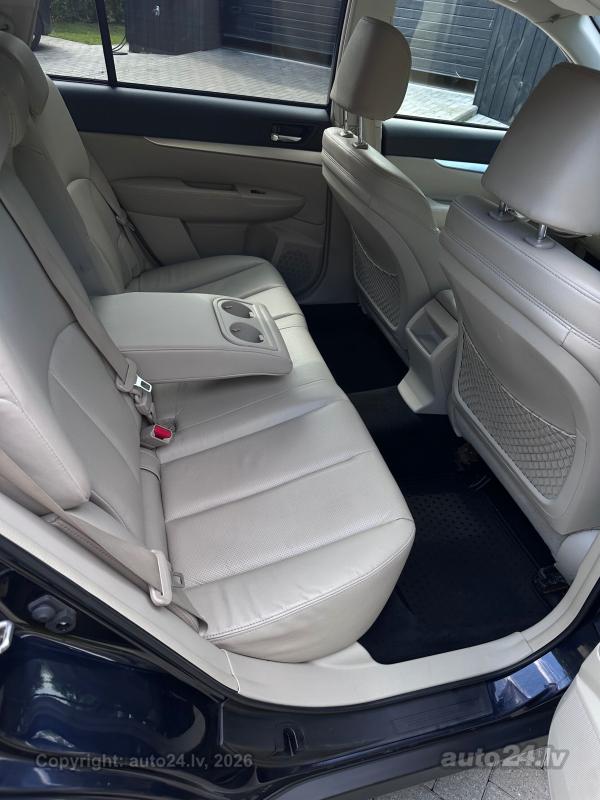 Zils Subaru Outback 2013 Tallina, ar dzinēja tilpumu 2.00 L un nobraukumu 287 tūkst. km par 4995 €, foto 7 vietnē AUTOMOTO.COM.LV