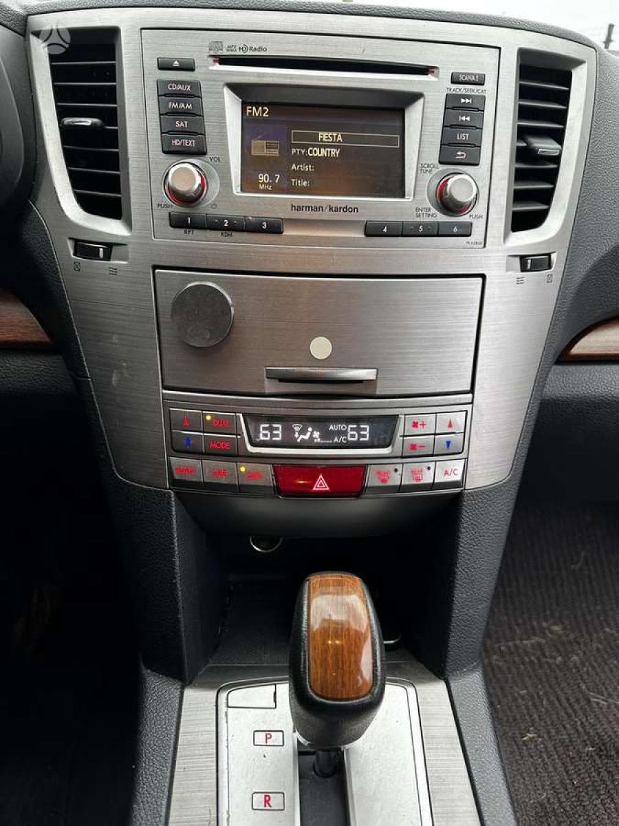Blue Subaru Outback 2013 in Vilnius, with an engine capacity of 2.50 L and mileage of 180 thousand km for 6000 €, photo 13 on AUTOMOTO.COM.LV