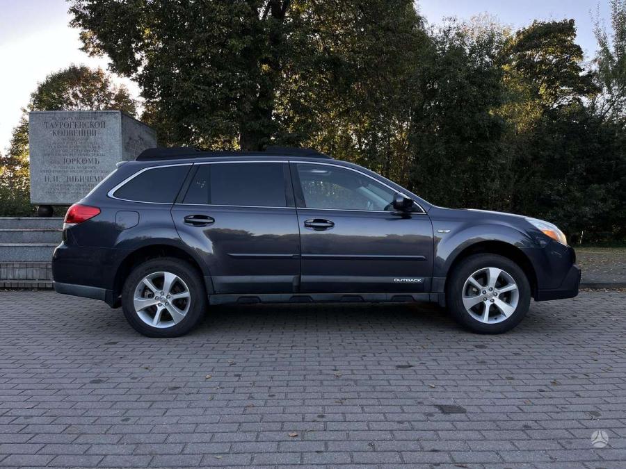 Blue Subaru Outback 2013 in Taurage, with an engine capacity of 2.50 L and mileage of 240 thousand km for 6250 €, photo 9 on AUTOMOTO.COM.LV