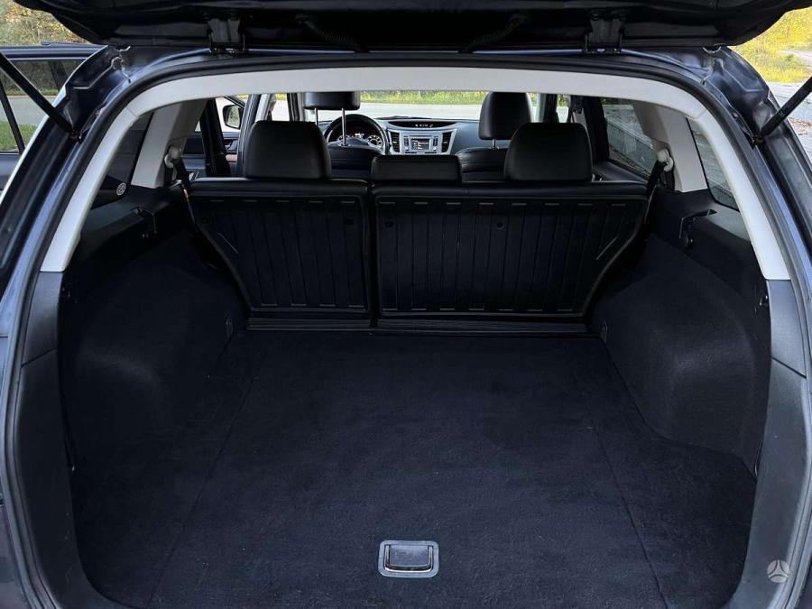 Blue Subaru Outback 2013 in Taurage, with an engine capacity of 2.50 L and mileage of 240 thousand km for 6250 €, photo 14 on AUTOMOTO.COM.LV