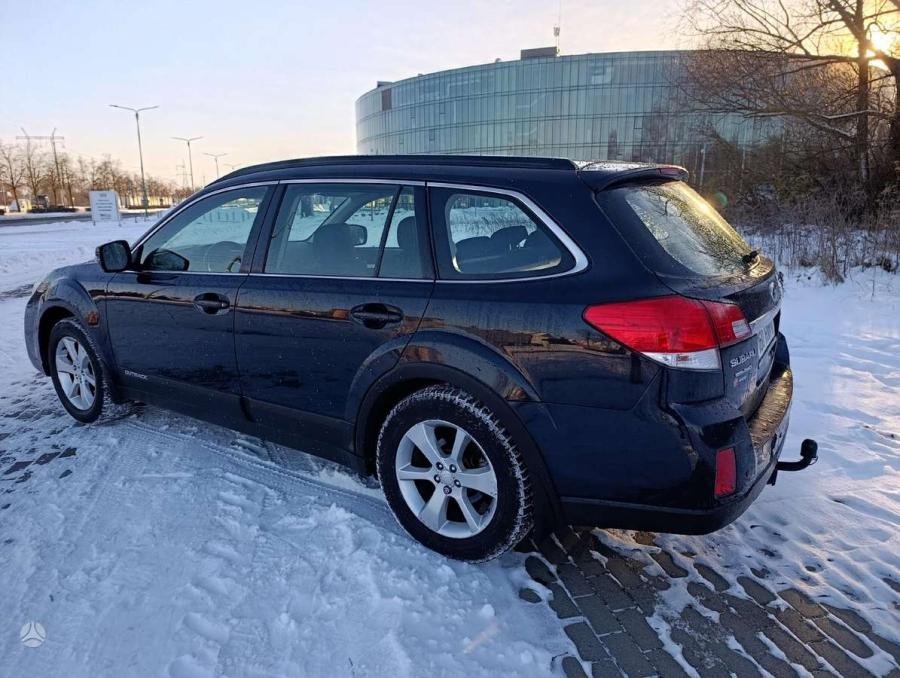 Zils Subaru Outback 2014 Šauļi, ar dzinēja tilpumu 2.50 L un nobraukumu 266 tūkst. km par 6600 €, foto 5 vietnē AUTOMOTO.COM.LV