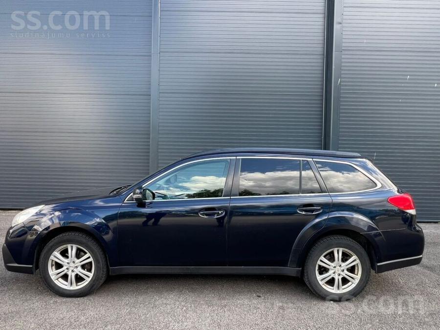 Zils Subaru Outback 2014 Rīga, ar dzinēja tilpumu 2.50 L un nobraukumu 378 tūkst. km par 4500 €, foto 5 vietnē AUTOMOTO.COM.LV