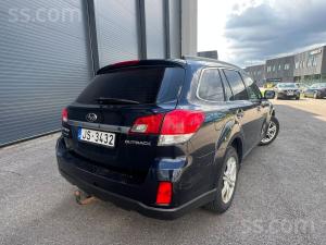 Zils Subaru Outback 2014 Rīga, ar dzinēja tilpumu 2.50 L un nobraukumu 378 tūkst. km par 4500 €, foto 7 vietnē AUTOMOTO.COM.LV