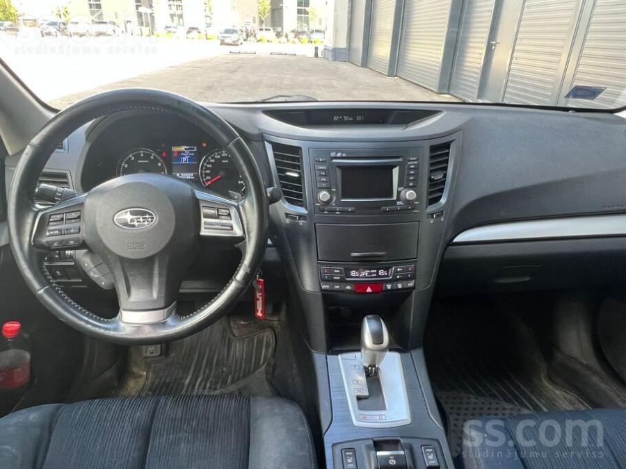 Blue Subaru Outback 2014 in Riga, with an engine capacity of 2.50 L and mileage of 377 thousand km for 3800 €, photo 11 on AUTOMOTO.COM.LV