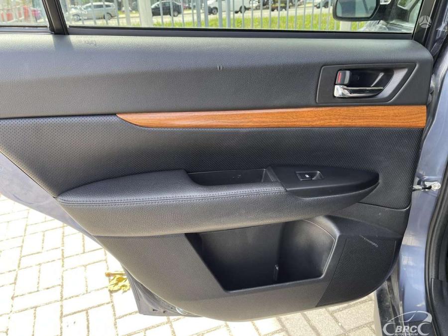 Zils Subaru Outback 2014 Klaipėda, ar dzinēja tilpumu 3.63 L un nobraukumu 170 tūkst. km par 7500 €, foto 13 vietnē AUTOMOTO.COM.LV