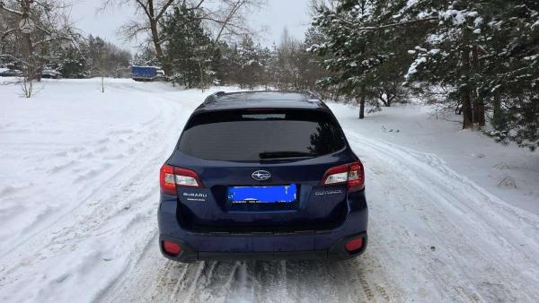 Zils Subaru Outback 2015 Viļņa, ar dzinēja tilpumu 2.50 L un nobraukumu 320 tūkst. km par 9200 €, foto 3 vietnē AUTOMOTO.COM.LV