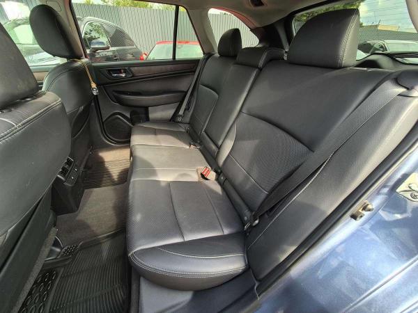 Subaru Outback 2015 Viļņa vietnē Zils Subaru Outback 2015 Viļņa, ar dzinēja tilpumu 3.63 L un nobraukumu 292 tūkst. km par 6500 €, foto 10 vietnē AUTOMOTO.COM.LV