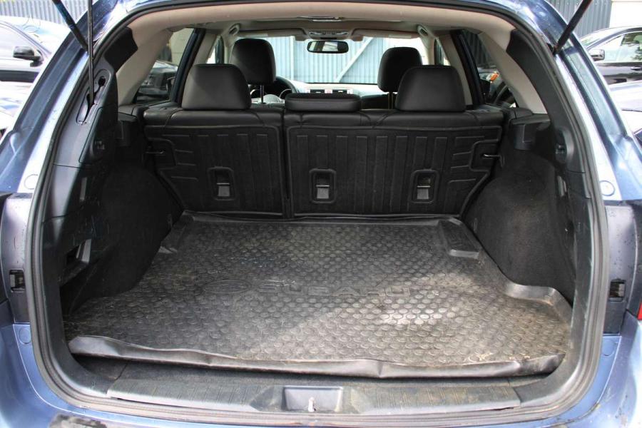Zils Subaru Outback 2015 Viļņa, ar dzinēja tilpumu 3.63 L un nobraukumu 292 tūkst. km par 6500 €, foto 13 vietnē AUTOMOTO.COM.LV