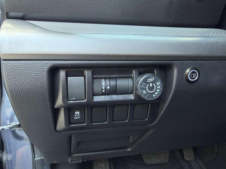 Zils Subaru Outback 2016 Panevēža, ar dzinēja tilpumu 2.50 L un nobraukumu 183 tūkst. km par 9999 €, foto 31 vietnē AUTOMOTO.COM.LV