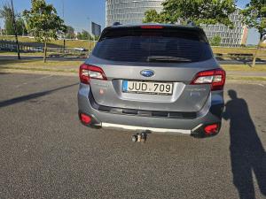 Blue Subaru Outback 2017 in Vilnius, with an engine capacity of 0.00 L and mileage of 193 thousand km for 13000 €, photo 5 on AUTOMOTO.COM.LV