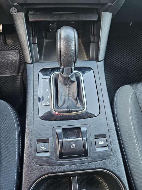 Blue Subaru Outback 2017 in Vilnius, with an engine capacity of 0.00 L and mileage of 193 thousand km for 13000 €, photo 7 on AUTOMOTO.COM.LV