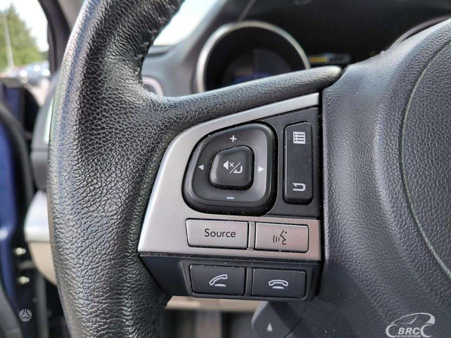 Blue Subaru Outback 2017 in Vilnius, with an engine capacity of 2.50 L and mileage of 149 thousand km for 14900 €, photo 8 on AUTOMOTO.COM.LV