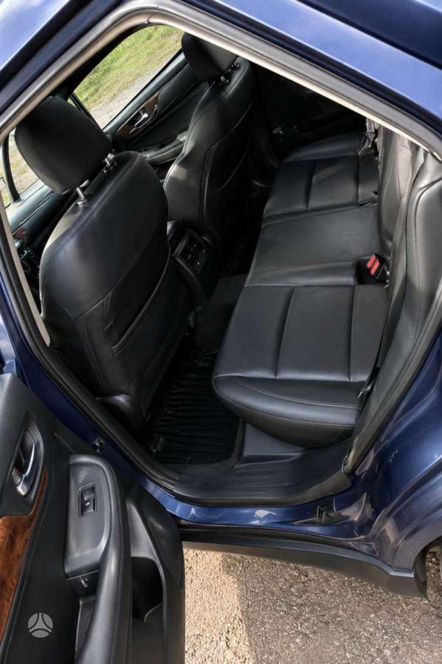 Zils Subaru Outback 2017 Viļņa, ar dzinēja tilpumu 3.63 L un nobraukumu 135 tūkst. km par 13900 €, foto 9 vietnē AUTOMOTO.COM.LV