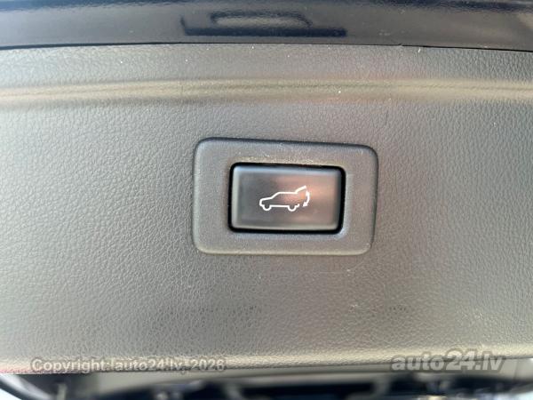 Blue Subaru Outback 2018 in Tallinn, with an engine capacity of 2.50 L and mileage of 83 thousand km for 21490 €, photo 7 on AUTOMOTO.COM.LV