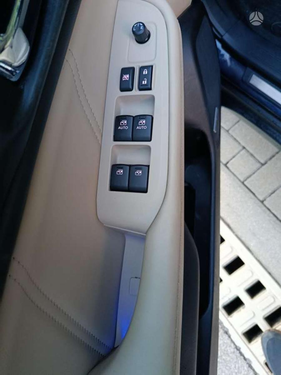 Blue Subaru Outback 2018 in Alytus, with an engine capacity of 3.63 L and mileage of 188 thousand km for 14900 €, photo 12 on AUTOMOTO.COM.LV