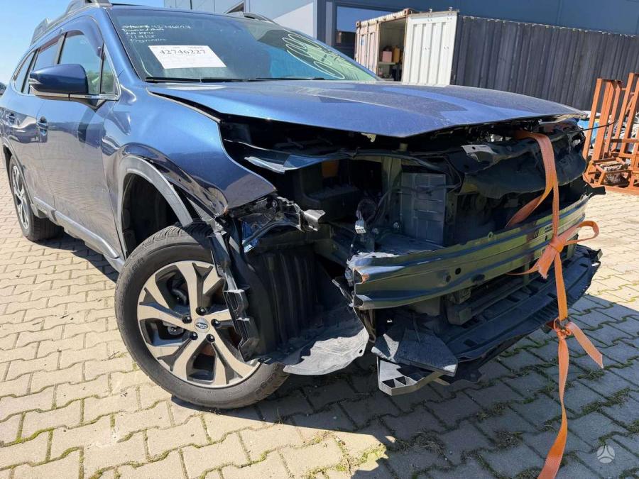 Zils Subaru Outback 2020 Klaipėda, ar dzinēja tilpumu 2.50 L un nobraukumu 170 tūkst. km par 6900 €, foto 4 vietnē AUTOMOTO.COM.LV