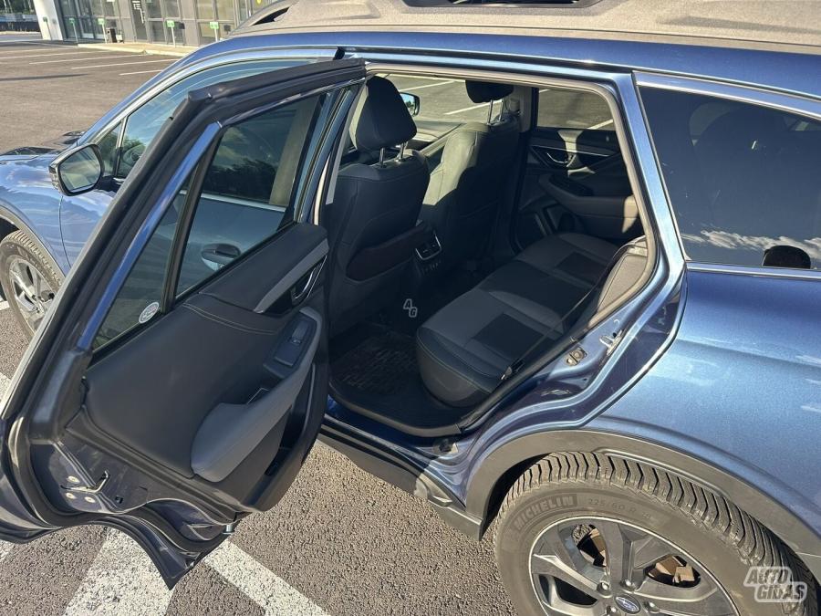 Blue Subaru Outback 2022 in Kaunas, with an engine capacity of 2.40 L and mileage of 119 thousand km for 24499 €, photo 9 on AUTOMOTO.COM.LV