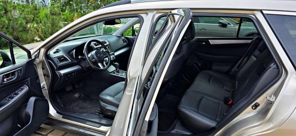 Brown Subaru Outback 2018 in Vilnius, with an engine capacity of 2.00 L and mileage of 166 thousand km for 16900 €, photo 10 on AUTOMOTO.COM.LV