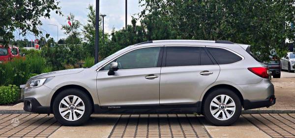 Brown Subaru Outback 2018 in Vilnius, with an engine capacity of 2.00 L and mileage of 166 thousand km for 15900 €, photo 8 on AUTOMOTO.COM.LV