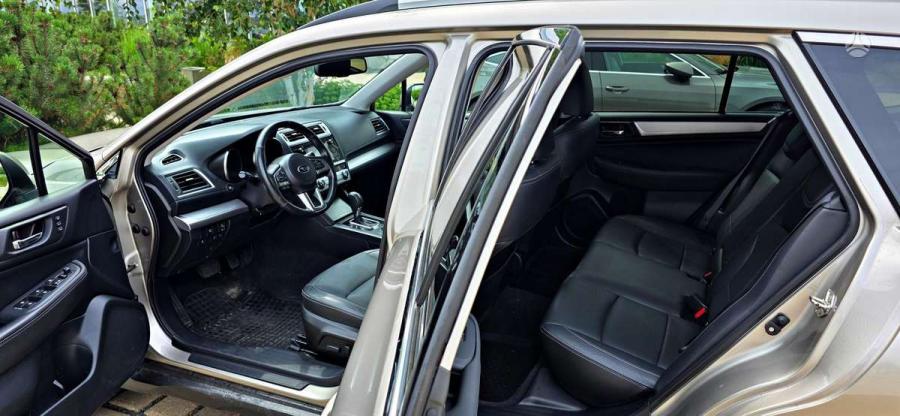 Brown Subaru Outback 2018 in Vilnius, with an engine capacity of 2.00 L and mileage of 166 thousand km for 13990 €, photo 12 on AUTOMOTO.COM.LV