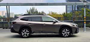 Brown Subaru Outback 2022 in Vilnius, with an engine capacity of 2.50 L and mileage of 113 thousand km for 29900 €, photo 15 on AUTOMOTO.COM.LV