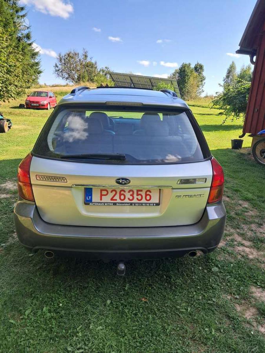 Brūns Subaru Outback 2004 Viļņa, ar dzinēja tilpumu 3.00 L un nobraukumu 265 tūkst. km par 2849 €, foto 5 vietnē AUTOMOTO.COM.LV