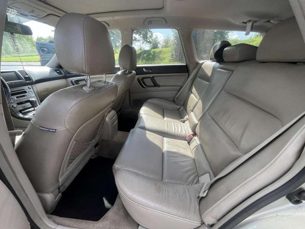 Brūns Subaru Outback 2005 Kauņa, ar dzinēja tilpumu 3.00 L un nobraukumu 268 tūkst. km par 2800 €, foto 10 vietnē AUTOMOTO.COM.LV