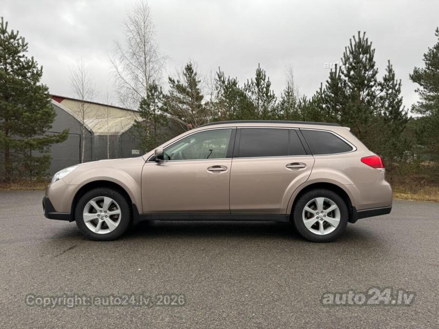 Brown Subaru Outback 2013 in Tallinn, with an engine capacity of 2.00 L and mileage of 153 thousand km for 7850 €, photo 5 on AUTOMOTO.COM.LV