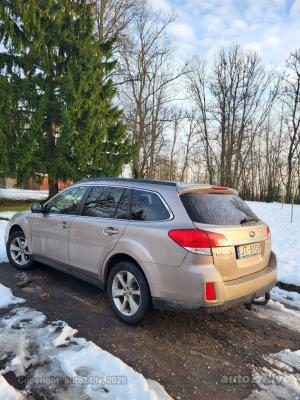 Brown Subaru Outback 2014 in Valmiera, with an engine capacity of 2.00 L and mileage of 375 thousand km for 3600 €, photo  on AUTOMOTO.COM.LV