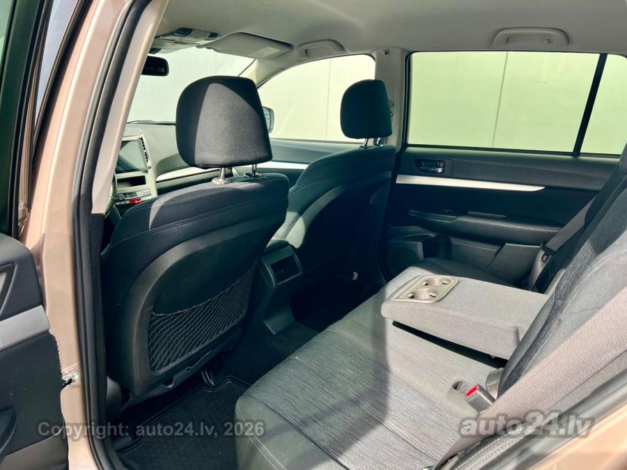 Brūns Subaru Outback 2014 Tallina, ar dzinēja tilpumu 2.50 L un nobraukumu 149 tūkst. km par 6999 €, foto 9 vietnē AUTOMOTO.COM.LV