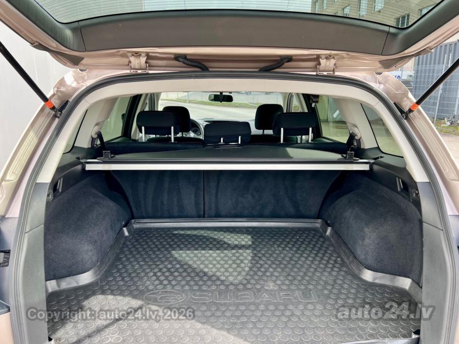 Brūns Subaru Outback 2014 Tallina, ar dzinēja tilpumu 2.50 L un nobraukumu 149 tūkst. km par 6999 €, foto 17 vietnē AUTOMOTO.COM.LV