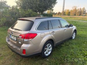 Brown Subaru Outback 2014 in Riga, with an engine capacity of 2.00 L and mileage of 303 thousand km for 3900 €, photo 5 on AUTOMOTO.COM.LV