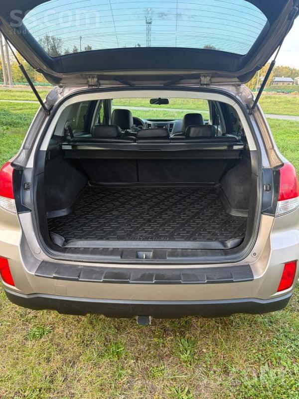 Brūns Subaru Outback 2014 Rīga, ar dzinēja tilpumu 2.00 L un nobraukumu 303 tūkst. km par 3900 €, foto 9 vietnē AUTOMOTO.COM.LV