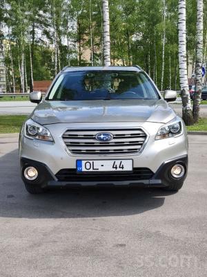Brown Subaru Outback 2015 in Riga, with an engine capacity of 2.50 L and mileage of 190 thousand km for 12970 €, photo 3 on AUTOMOTO.COM.LV
