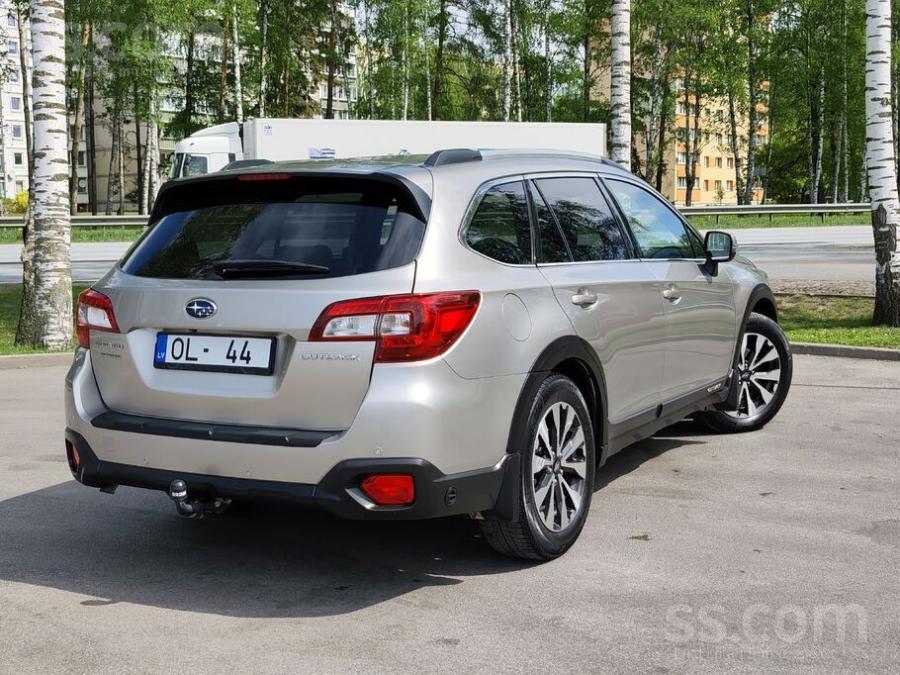 Brown Subaru Outback 2015 in Riga, with an engine capacity of 2.50 L and mileage of 190 thousand km for 12970 €, photo 8 on AUTOMOTO.COM.LV