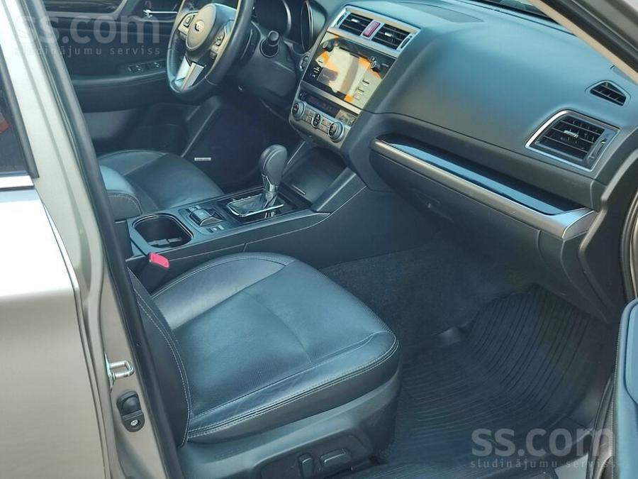 Brown Subaru Outback 2015 in Riga, with an engine capacity of 2.50 L and mileage of 190 thousand km for 12970 €, photo 11 on AUTOMOTO.COM.LV