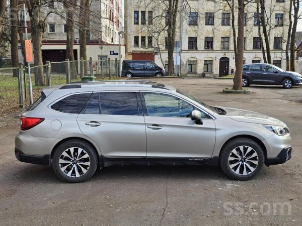 Brown Subaru Outback 2015 in Riga, with an engine capacity of 2.50 L and mileage of 133 thousand km for 11000 €, photo 4 on AUTOMOTO.COM.LV